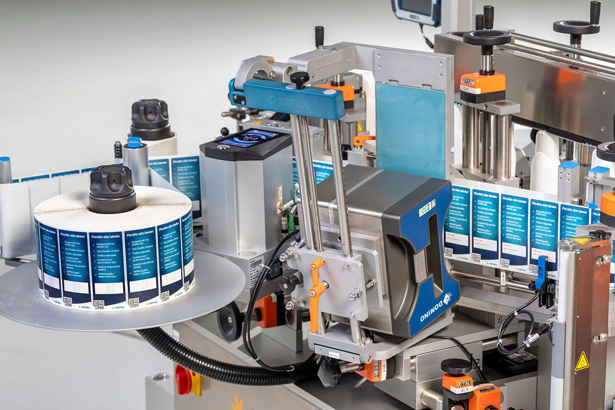 Two-side labeller HERMA 362E: powerful and sturdy